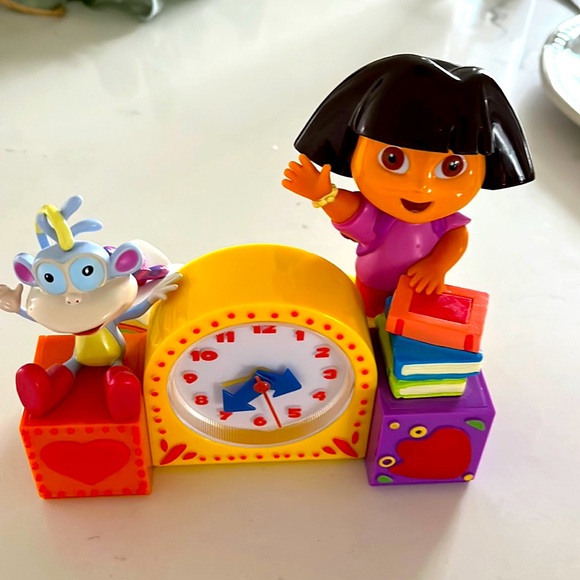 Toys | 202 Dora The Explorer Talking Singing Alarm Clock By Viacom Tek ...